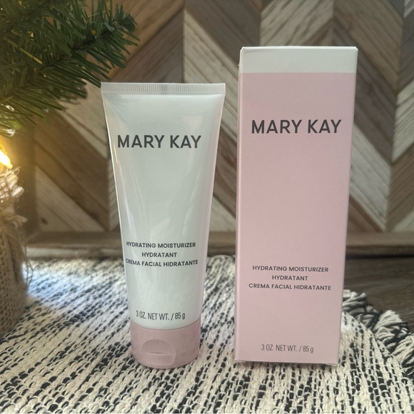 Mary Kay | Skincare | Hydrating Moisturizer Mary Kay Soft Pink And ...